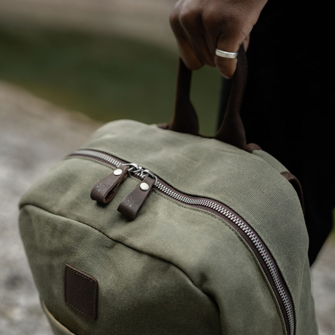 Eden - Waxed Canvas Backpack - Moss Green – KOVERED